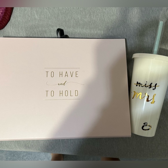 kate spade | Other | Kate Spade Engaged Tumbler And Accordion Folder ...